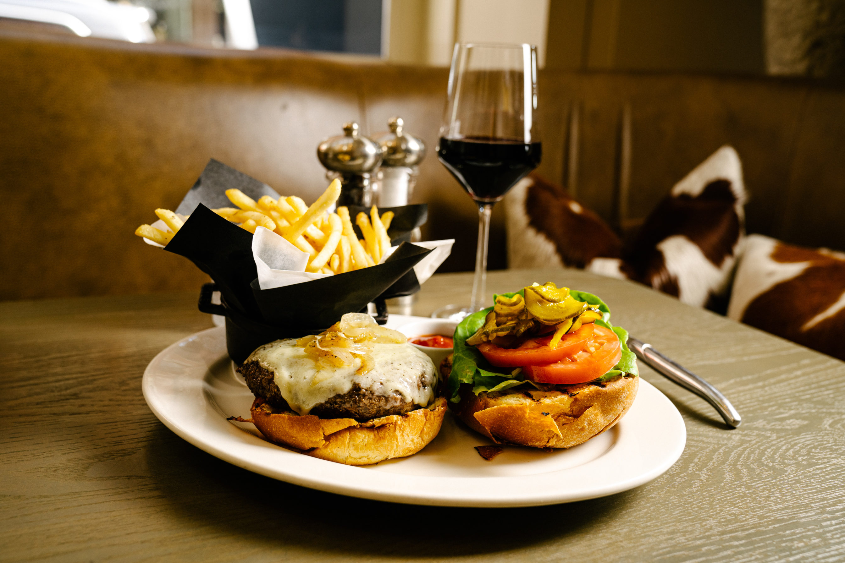 Mooo....Beacon Hill restaurant in Boston, MA on BostonChefs.com: guide ...