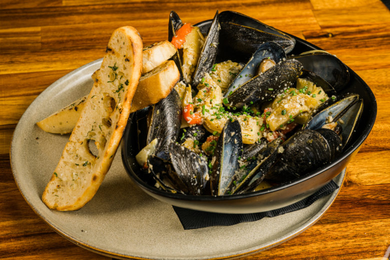 Estella restaurant in Boston, MA on BostonChefs.com: guide to Boston ...