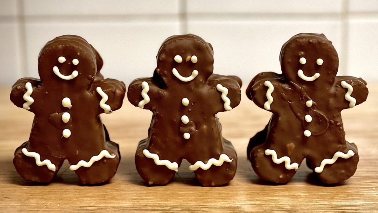 Dee Steffen Chinn's Nutella Gingerbread Latte Cakes - - Recipe from ...