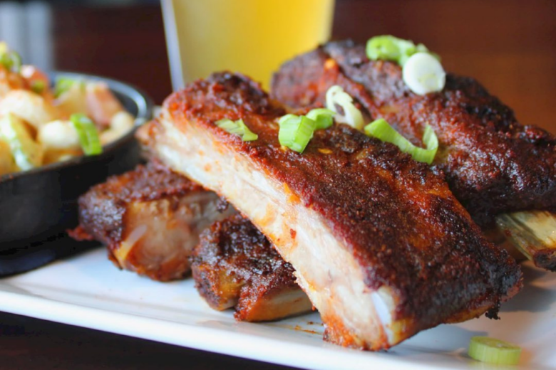Liberty Tavern restaurant in Quincy, MA on BostonChefs.com: guide to ...