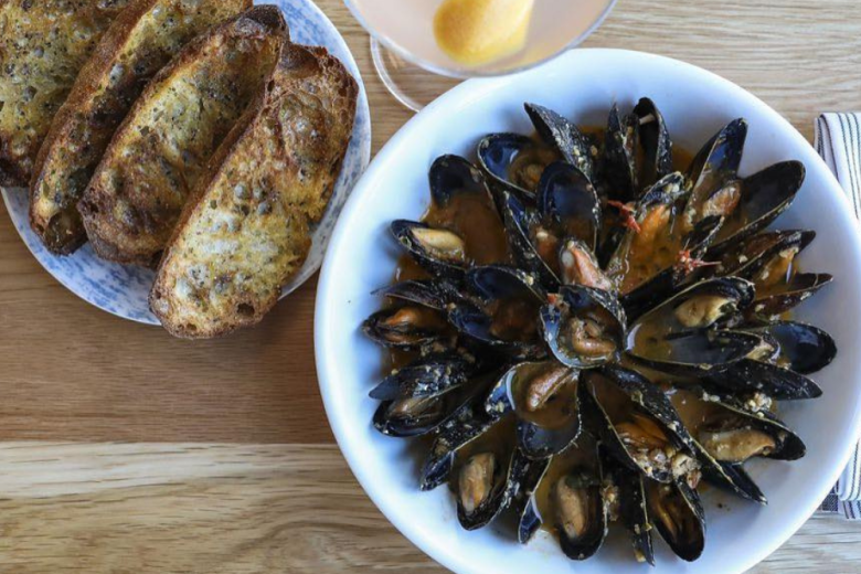 MIDA - Fenway restaurant in Boston, MA on BostonChefs.com: guide to Boston restaurants and fine ...